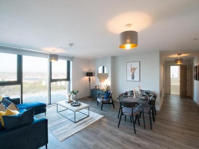 3 bedroom apartment for rent in Duet, Salford Quays, Greater Manchester, M50