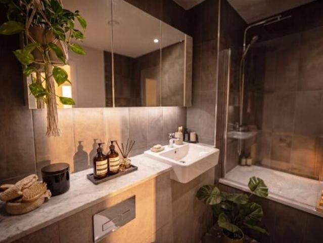 3 bedroom apartment for rent in Dantzic Street, Manchester, Greater Manchester, M4