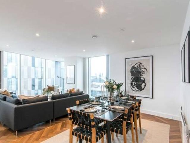 3 bedroom apartment for rent in Deansgate Square Owen Street Manchester M15