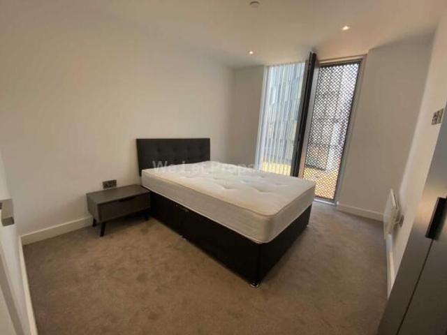 3 bedroom apartment for rent in Deansgate Square, South Tower, M15