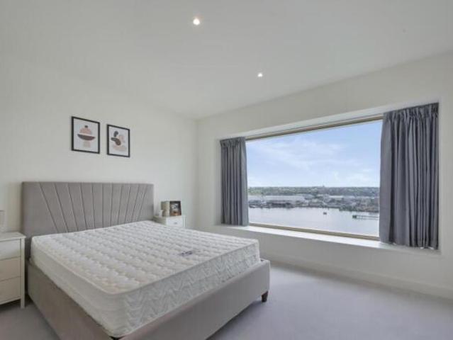 3 bedroom apartment for rent in Deanston Building, Riverscape, London, E16