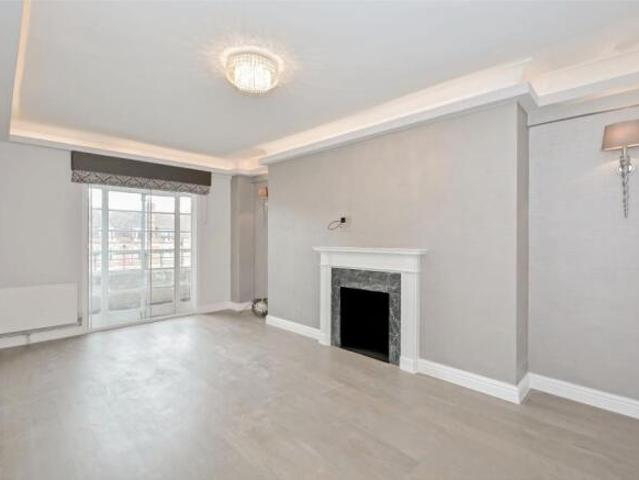 3 bedroom apartment for rent in Dorset House, Gloucester Place, NW1
