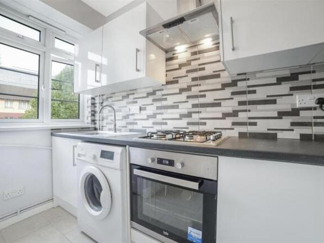 3 bedroom apartment for rent in Druid St SE1
