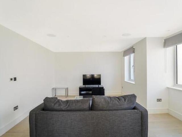 3 bedroom apartment for rent in Ealing Green, Ealing, W5
