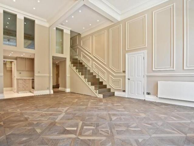 3 bedroom apartment for rent in Earl's Court Square, London, SW5