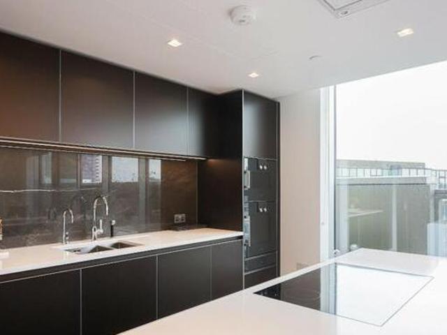 3 Bedroom Apartment For Rent In Earls Court, West Brompton