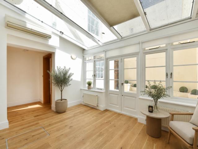 3 bedroom apartment for rent in Eaton Place, Belgravia, London, SW1X