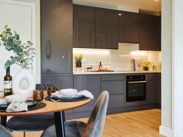 3 bedroom apartment for rent in Enigma Square, Milton Keynes MK9