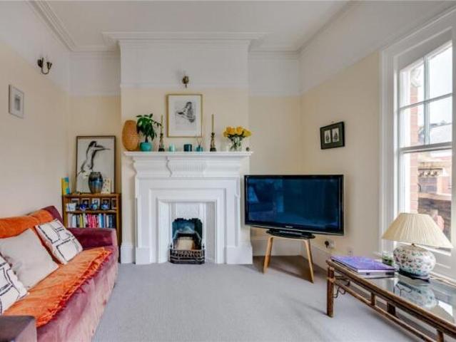 3 bedroom apartment for rent in Fulham Park Gardens, London, SW6