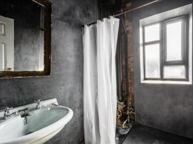 3 bedroom apartment for rent in Fairchild House, Shoreditch, N1