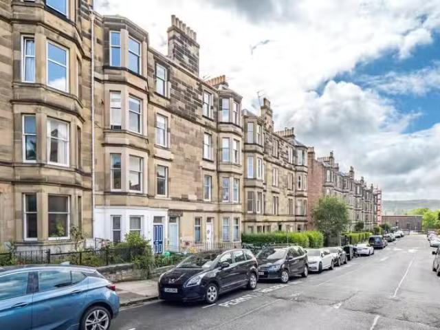 3 bedroom apartment for rent in Falcon Gardens, Edinburgh, Mid.