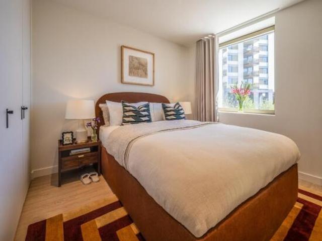3 bedroom apartment for rent in Ferry Island Related Argent, N17