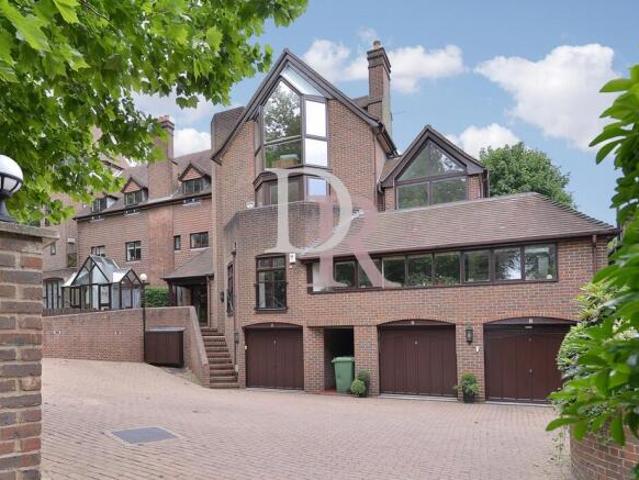 3 bedroom apartment for rent in Fitzjohns Avenue, Hampstead, NW3