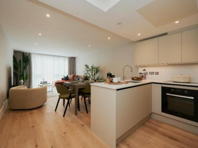 3 bedroom apartment for rent in Flat 38, 219 Baker Street, London, NW1
