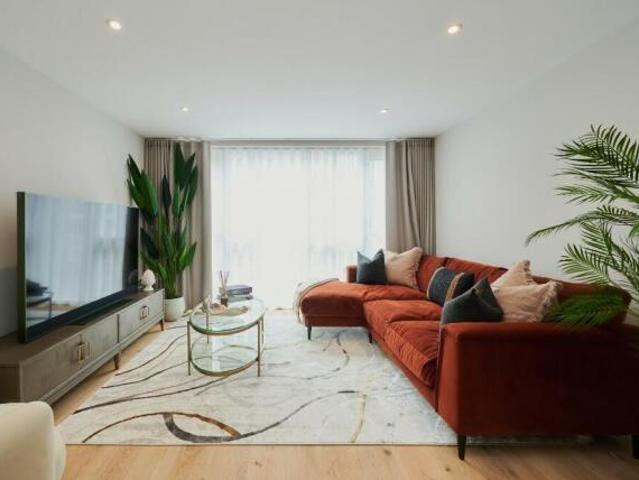 3 bedroom apartment for rent in Flat 43, 219 Baker Street, London, NW1