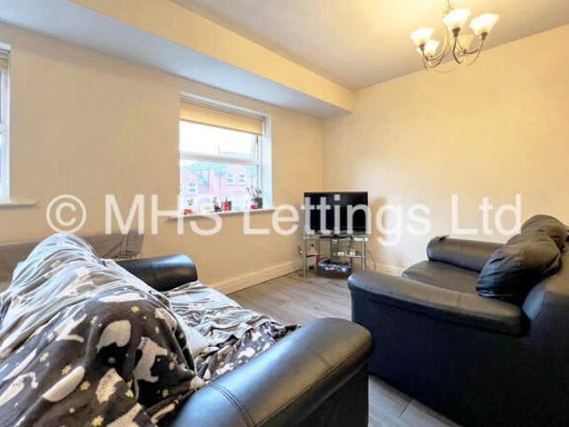 3 bedroom apartment for rent in Flat 5, Welton Road, Leeds, LS6 1EE, LS6