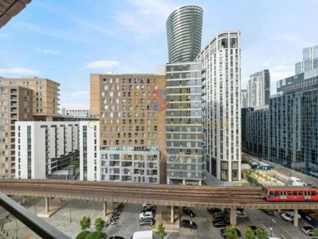 3 bedroom apartment for rent in Flat, Heritage Tower, East Ferry Road, London, E14