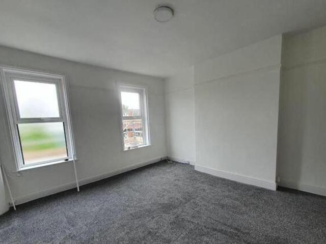 3 Bedroom Apartment For Rent In Formby