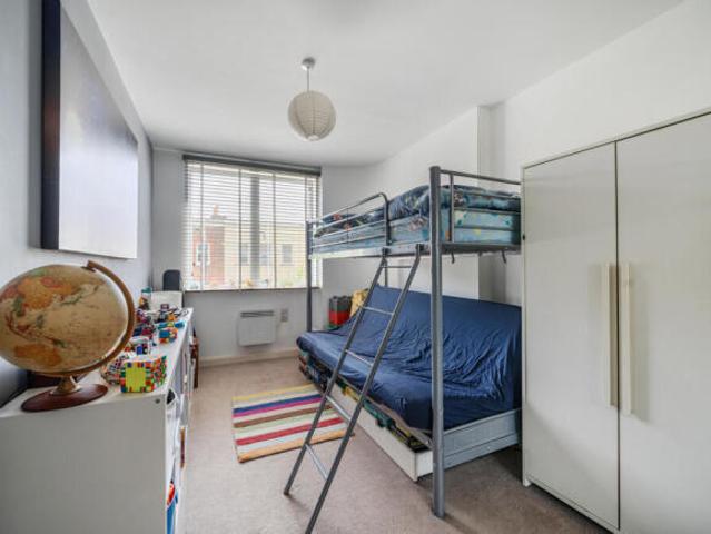 3 bedroom apartment for rent in Fortune Green Road, West Hampstead, London, NW6
