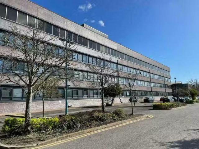 3 bedroom apartment for rent in Fowler Road, Aylesbury, Buckin.