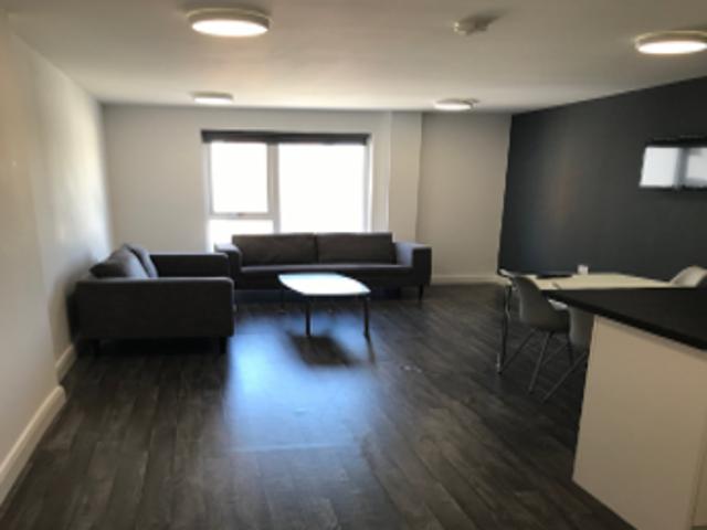 3 bedroom apartment for rent in Fox Street, Liverpool, Merseyside, L3