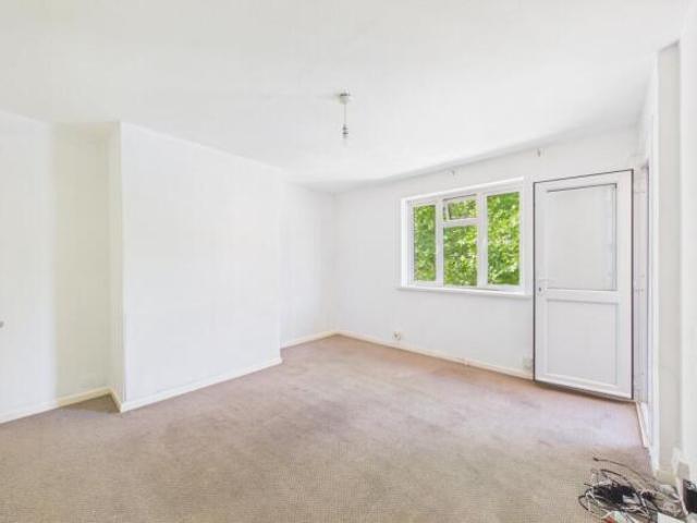3 bedroom apartment for rent in Froxfield House, Buriton Street, Portsmouth, Hampshire, PO1 1JH, PO1