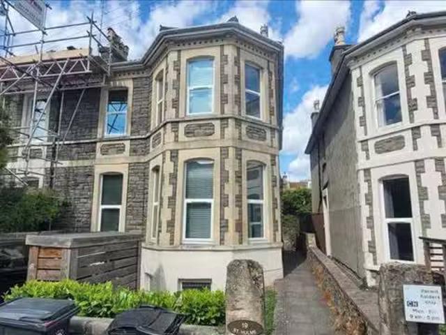 3 bedroom apartment for rent in Garden Flat, Alexandra Park, BS6