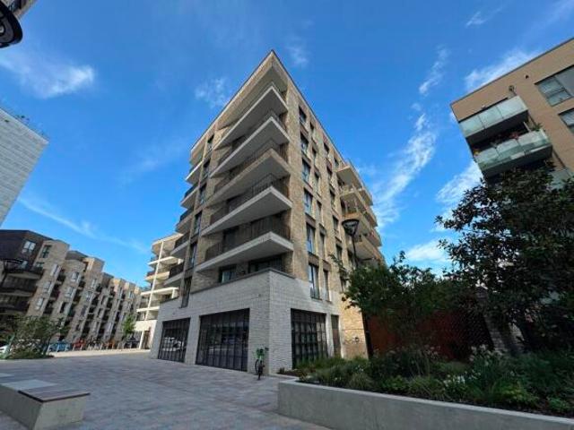 3 bedroom apartment for rent in Granville Road, London, NW6