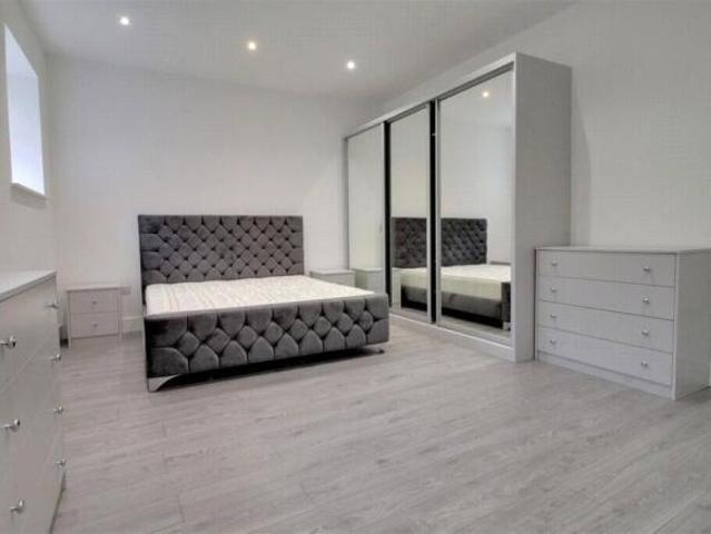 3 bedroom apartment for rent in Great Hampton Street, Birmingham, B18