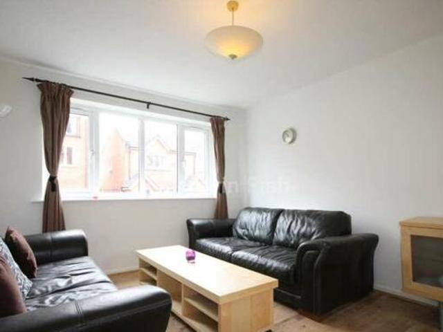 3 Bedroom Apartment For Rent In Hulme