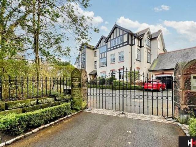 3 Bedroom Apartment For Rent In Hale
