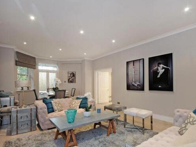 3 Bedroom Apartment For Rent In Hampstead, London