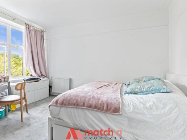 3 bedroom apartment for rent in Haven Green Court, Haven Green, Ealing, W5