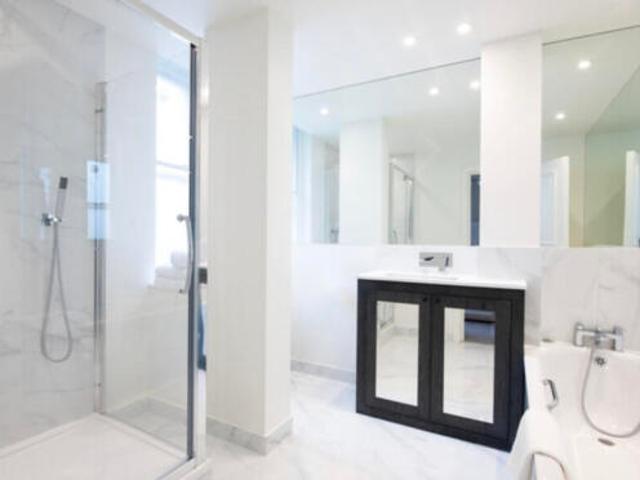 3 bedroom apartment for rent in Hill Street, London, W1J
