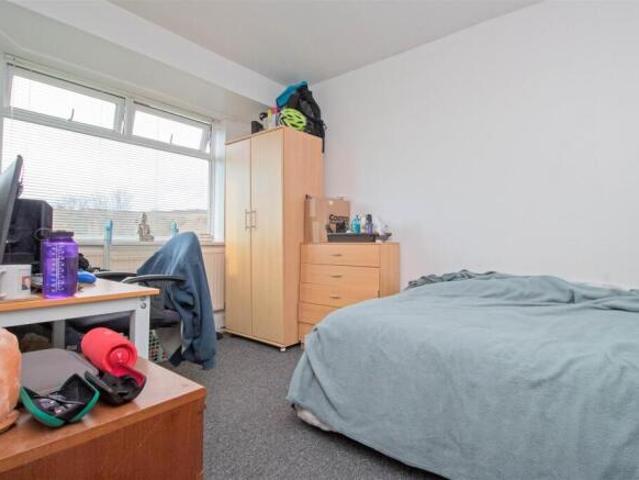 3 bedroom apartment for rent in Hillside Way, Brighton, BN2