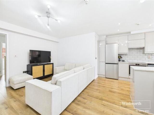 3 bedroom apartment for rent in Home Court, 96 London Street, Reading, Berkshire, RG1