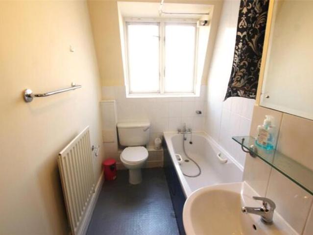 3 bedroom apartment for rent in Jamaica Street, London, E1