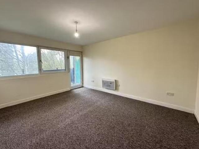 3 bedroom apartment for rent in Jason Street, Liverpool, L5