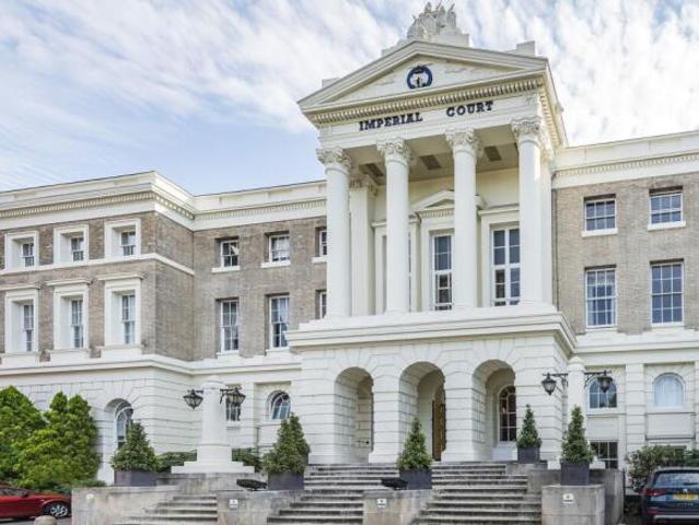 3 bedroom apartment for rent in Kennington Lane, Imperial Court, SE11