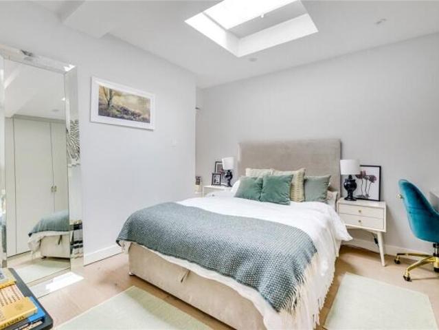 3 bedroom apartment for rent in Kenyon Street, London, SW6