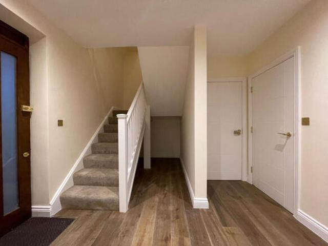 3 bedroom apartment for rent in King Court, Limehouse, London, E14