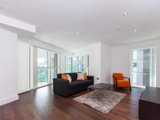 3 Bedroom Apartment For Rent In Lincoln Plaza