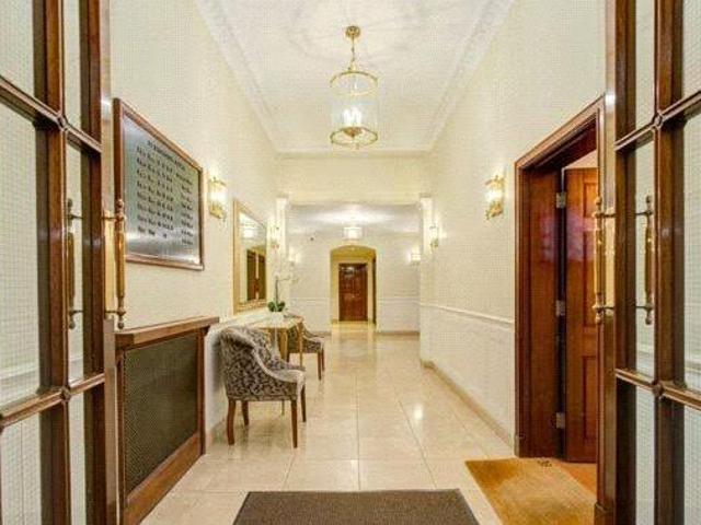 3 Bedroom Apartment For Rent In London