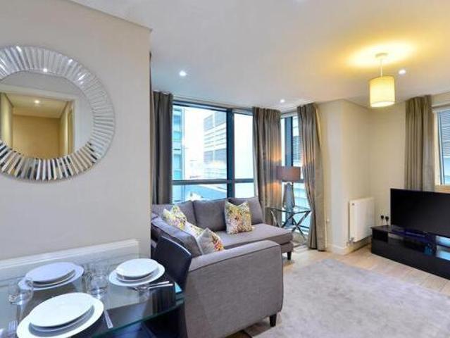 3 Bedroom Apartment For Rent In London