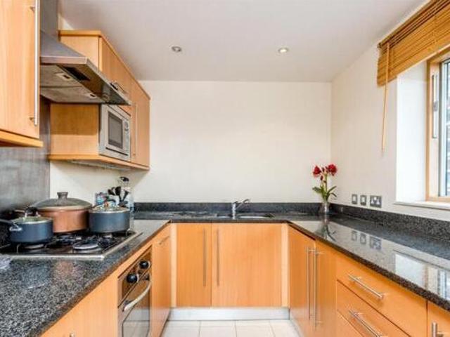 3 Bedroom Apartment For Rent In London