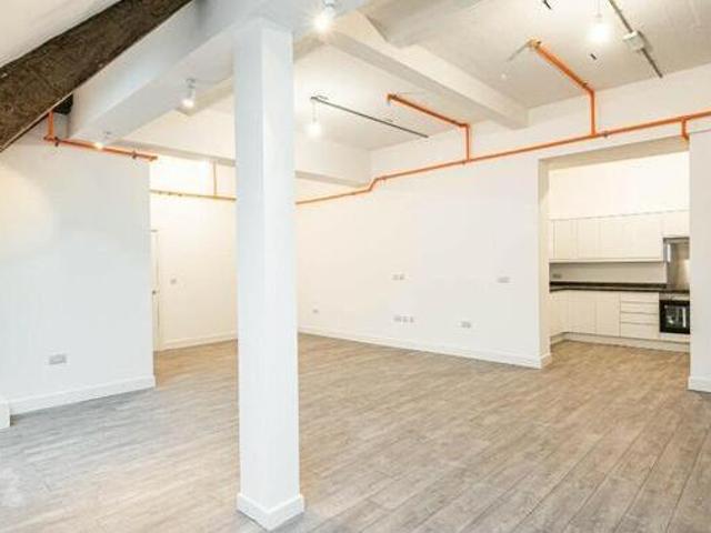 3 Bedroom Apartment For Rent In London