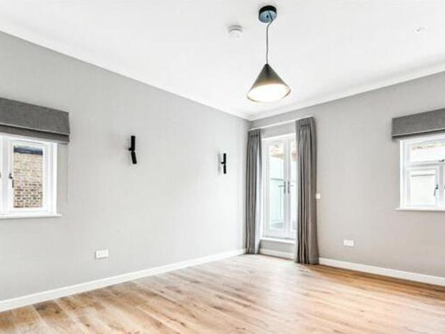 3 Bedroom Apartment For Rent In London