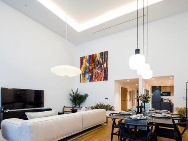 3 Bedroom Apartment For Rent In London