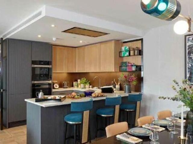 3 Bedroom Apartment For Rent In London