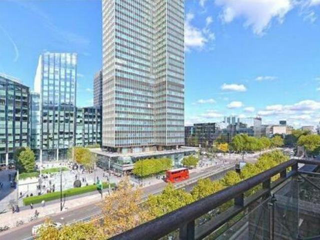 3 Bedroom Apartment For Rent In London